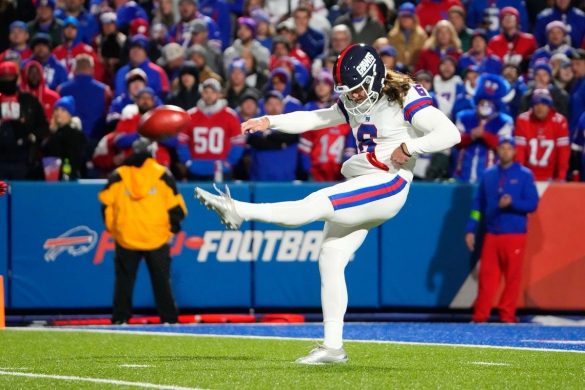 New York Giants unveiled their Color Rush uniforms – Bleedbigblue.com